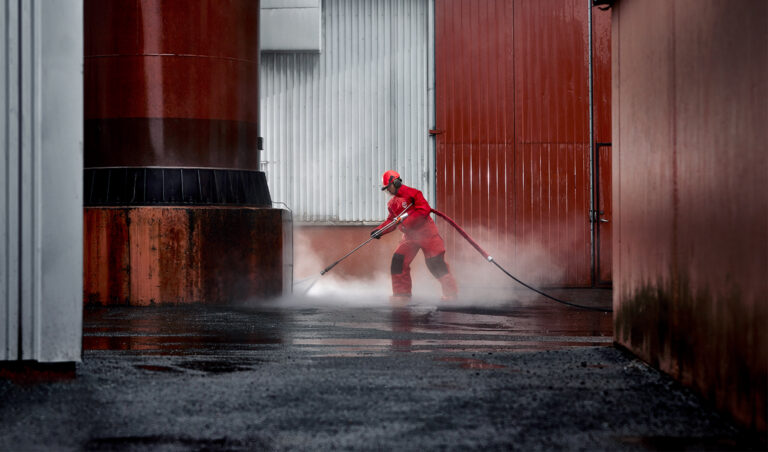 Protective clothing for water jetting | TST Sweden