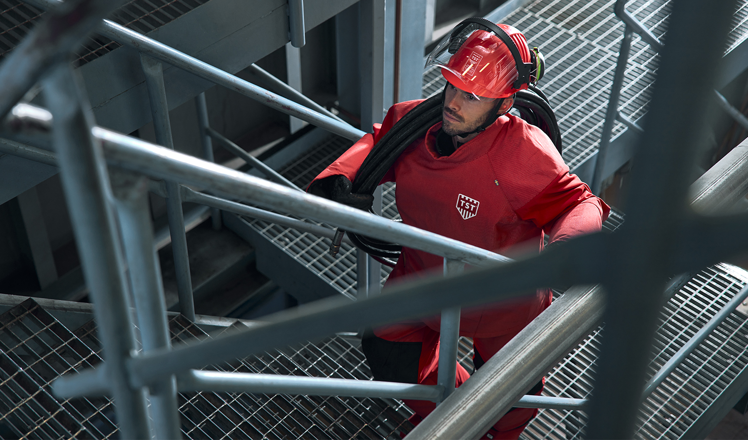 ウォータージェット用防護服について | TST Sweden